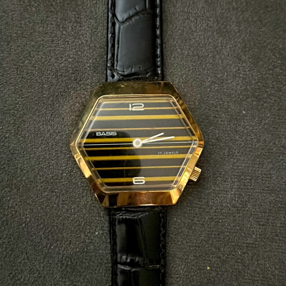 Basis Swiss Watch Vintage Great Working Condition - Gem